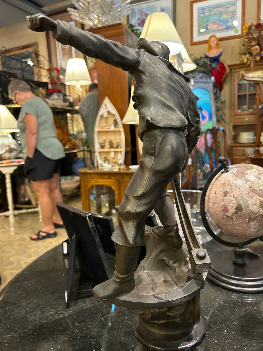 Statue – Dunn's Attic